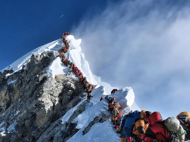 Everest’s “Death Zone” – Scholars Weekly